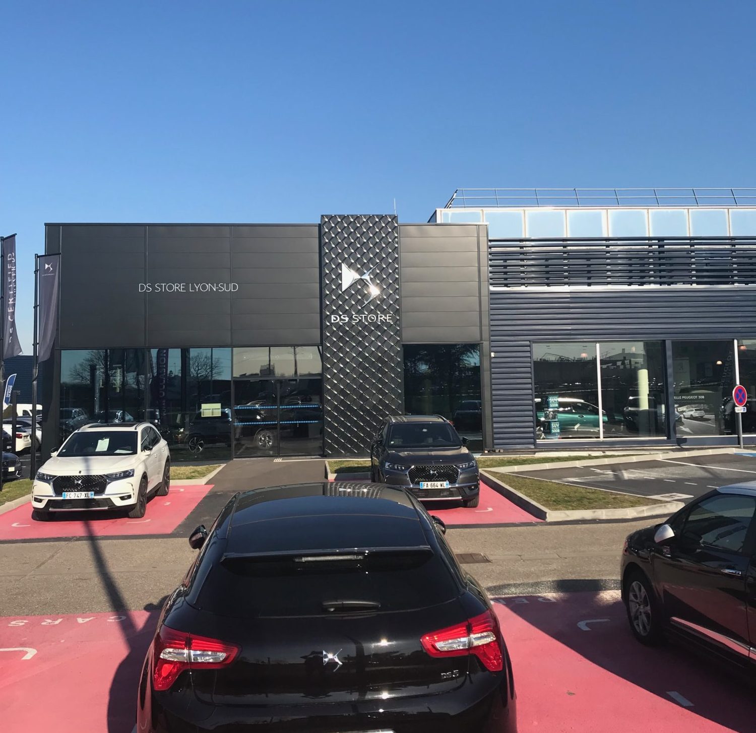 Création des espaces Showroom DS STORE - BEG Ingénierie